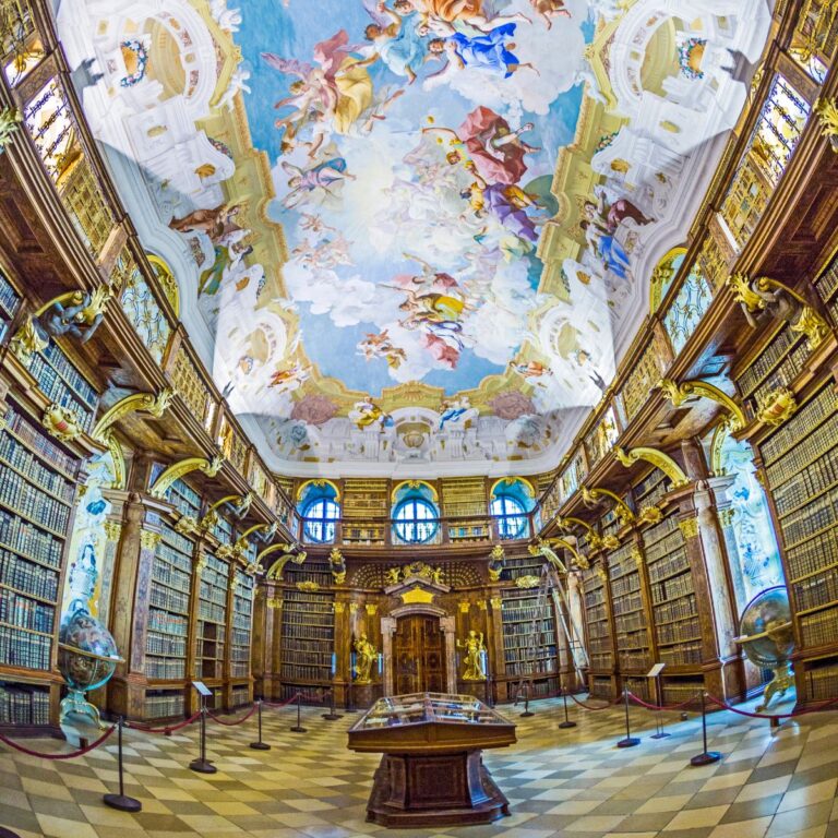 20 Most Beautiful Libraries in the World With Jaw-Dropping Design